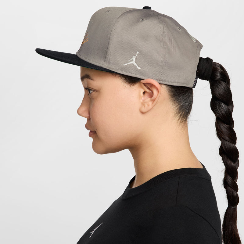 JORDAN ESSENTIALS PRO STRUCTURED HAT "ENIGMA STONE/KELLY GREEN/SAIL ...