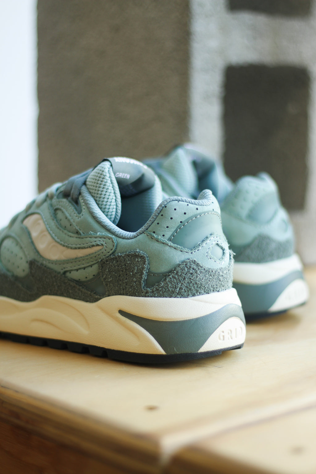 GRID SHADOW 2 "CHROMATIC SAGE" – Sneaker Room